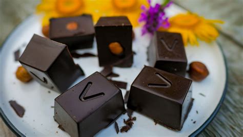 Домашни шоколадови бонбони без захар Vikinuts Здравословни рецепти