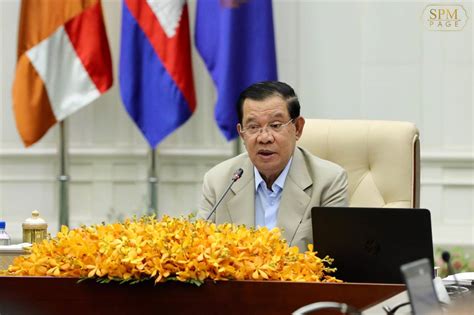 សម្តេចតេជោ ហ៊ុន សែន ឧបត្ថម្ភថវិកា៣០០០ដុល្លារ ដល់យុវតី ស្ម័គ្រចិត្តស៊ីហ្គេម ដែលបាត់ម៉ូតូ សម្រាប់