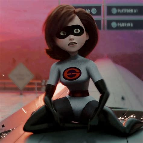 The Incredibles Elastigirl Disney Incredibles Disney Pixar Movies