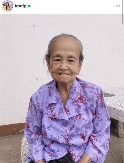 Photo Gallery กระติ๊บ ชวัลกร” สุดเศร้า แจ้งข่าวสูญเสียคุณยายสุดที่รัก