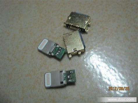 苹果5s数据线接线图 苹果4数据线接线图 苹果4s数据线接线图 大山谷图库