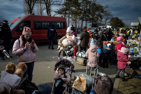 Despite Decades Of Tension Romanians Are Embracing Ukrainian Refugees Newsfeedzone