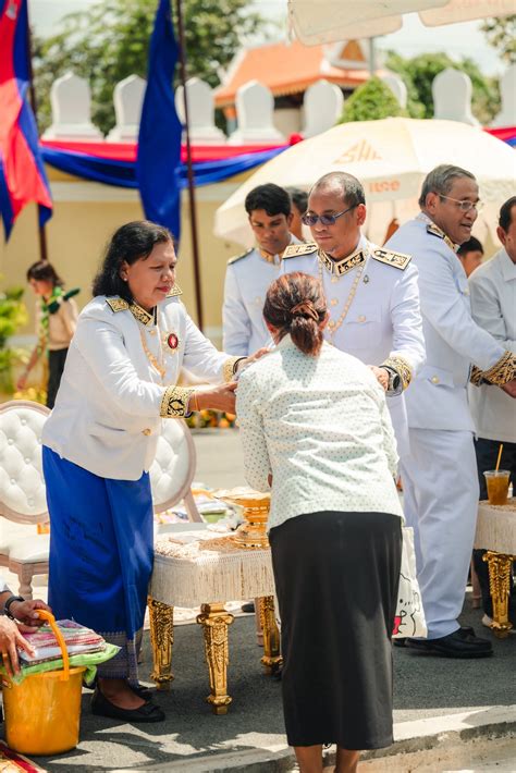 ព្រះធម្មវនវាសី ចន្ទមុនី ព្រះសង្ឃាធិបតិវត្តចន្ទប្បជោត្តនារាម វត្តតាសុត ព្រះធម្មវនវាសី