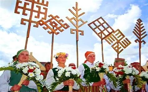 Dievturiba Религиозно национальная идея и ее реализация в Латвии 2023