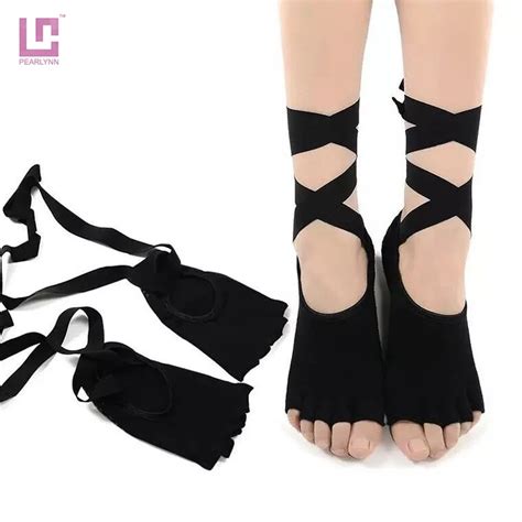 2 조각 여성 요가 양말 안티 슬립 코튼 체육관 스포츠 필라테스 발레 양말 여성용 붕대 댄스 빠른 건조 댐핑 좋은 그립요가 양말 Aliexpress