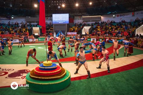 Наадмын сорилго барилдаан Ням гарагийн 12 00 цагаас Бөхийн өргөөнд болно