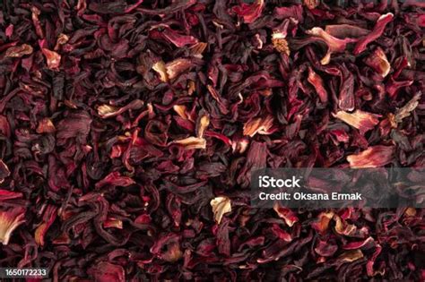 건조 히비스커스 차 분리 건조 장미 꽃잎 과일 홍차 카케이드 잎 말린 허브 음료 로젤 꽃잎 0명에 대한 스톡 사진 및 기타 이미지 Istock