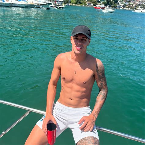 Matheus 03matheusl • Instagram Photos And Videos