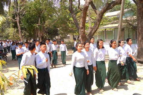 လယ်ဝေးမြို့နယ်တွင် ၂၀၂၂ ခုနှစ်၊ တက္ကသိုလ်ဝင်တန်း စာမေးပွဲတွင် ကျောင်းသား၊ ကျောင်းသူ ၃၈၅၃ ဦး ဝင