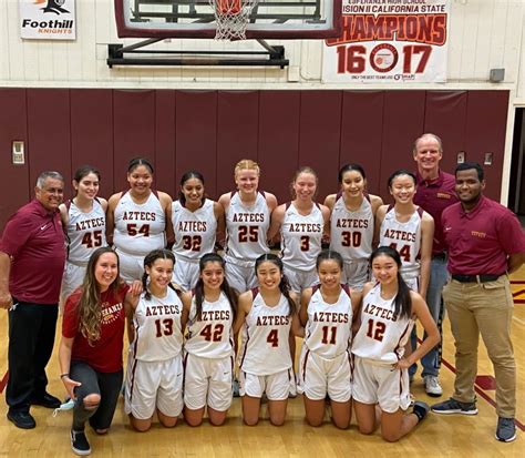 Esperanza Girls Basketball Sinks Half Court Buzzer Beater To Beat Serra