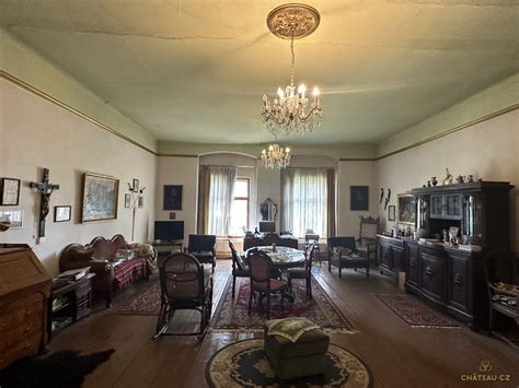 Chateau Cz Zámek Měšice