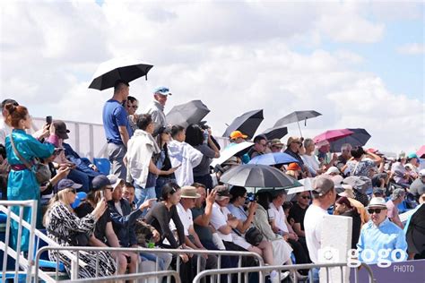 ФОТО Хүй долоон худаг дахь наадамчин олон