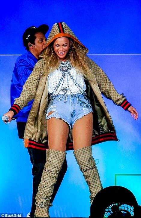 Beyonce Thigh Show