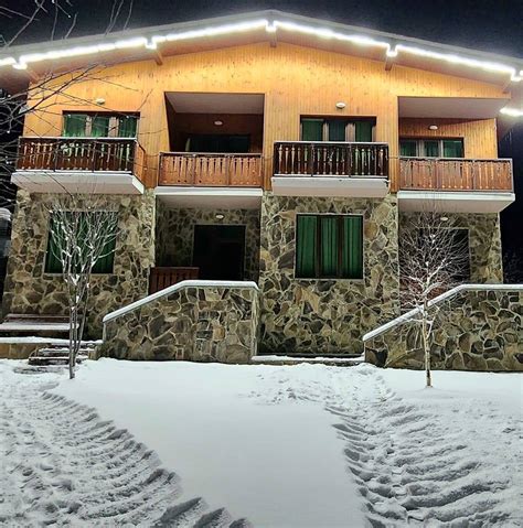 კოტეჯები ბაკურიანში