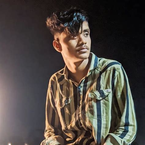 SαᎥⱢηƬ ekagra sahu Threads Say more