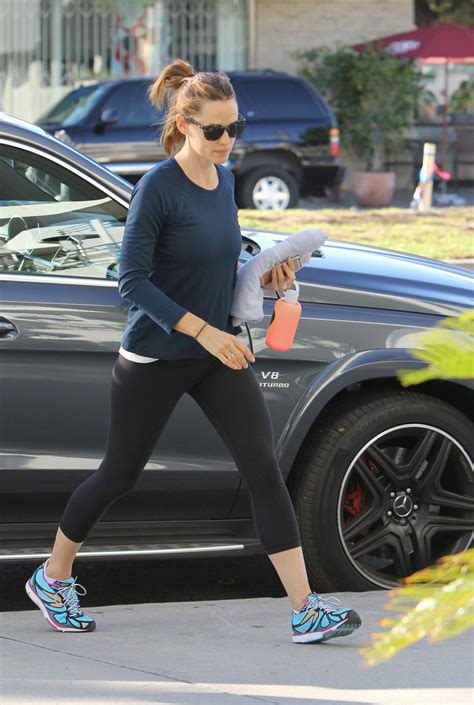 Jennifer Garner Hits The Gym For Another Vigorous Workout In