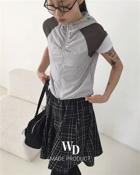 원더원더 Made 카쉬 고프코어 나일론 후드 투웨이 배색 스트링 크롭 조끼 베스트