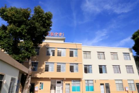 2023年广州市天河区成龙中学春季招生简章及收费标准小升初网
