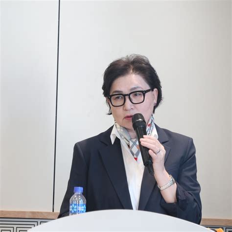 Цахим Цахим хөгжил инновац харилцаа холбооны яам