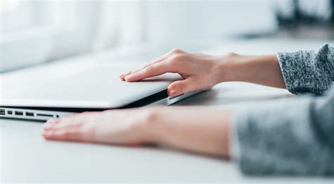 Настраиваем действия ноутбука при закрытии крышки