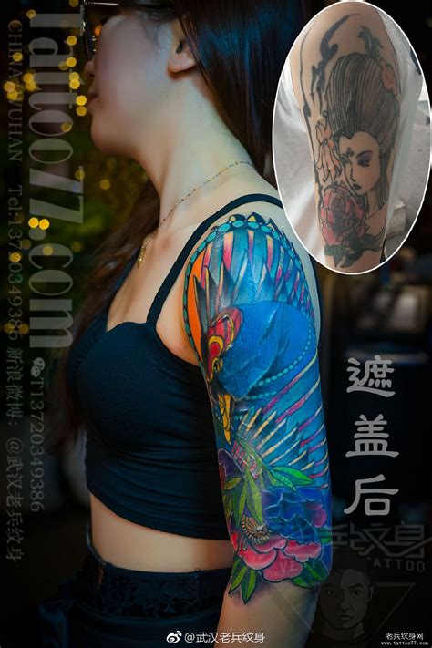 脚踝黑灰浪花纹身遮盖