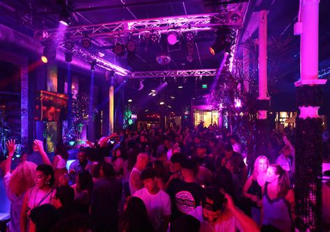 Gaslamp Quarter Downtown San Diego Dining Events Shopping And More