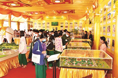 ၇၅ နှစ်မြောက် စိန်ရတုလွတ်လပ်ရေးနေ့အထိမ်းအမှတ် ဂုဏ်ပြုယာဉ်များ၊ ပြခန်းများနှင့် တိုင်းရင