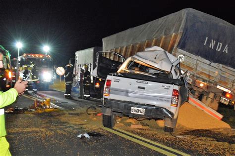 El Conductor De Una Camioneta Sufrió Graves Heridas Tras Un Violento