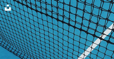 흰색 선이 있는 파란색 테니스 코트 사진 Unsplash의 무료 파랑 이미지