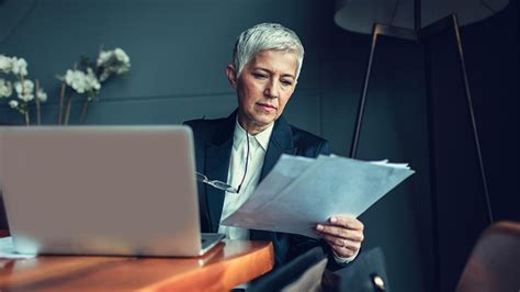 Legal Document Analysis And Review Drafting Assistant Legal Solutions Uk Thomson Reuters