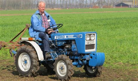 Ford 1200 Scheda Tecnica Italia