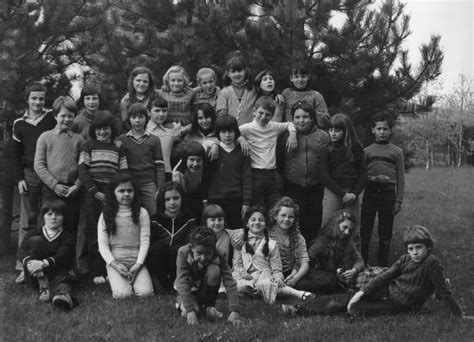 Photo De Classe Cm1 Ecole Cavelier De La Salle De 1979 Ecole Cavelier