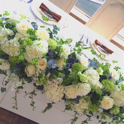 littleseedさんはInstagramを利用しています ナチュラルウェディング 白とグリーンでさわやかな会場装花となりました