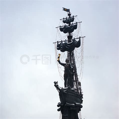 俄罗斯高清图片 俄罗斯莫斯科 2017 年 12 月 7 日彼得大帝纪念碑和莫斯科河 建筑 城市免费下载 jpg格式 4000像素 编号