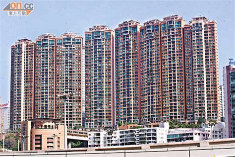 禮頓山呎價穩守22萬 東方日報