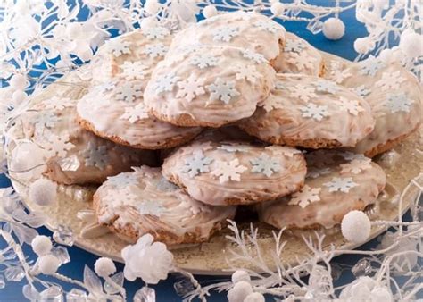 Лучшие рецепты пряников - 1000.menu