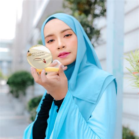 Kelebihan Glowing Dd Moist Cake Nurraysa