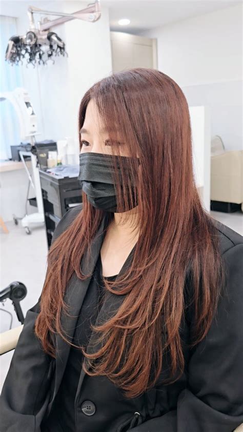 살롱드윤빛 산본미용실 1인미용실 레이어드컷 레이어드펌 시스루댄디펌 애즈펌 🧡🧡자연스러운 느낌의 레이어드 C컬펌 스타일🧡🧡 하이레이어드컷으로 가벼운