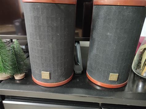 Old School Analog Jvc Bookshelf Speakers Audio Soundbars Speakers And Amplifiers On Carousell