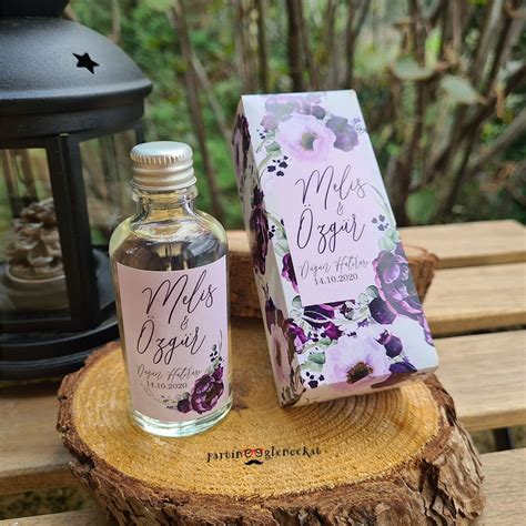 Mor Çiçekler Konsept Kolonya Hediyelik