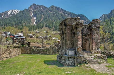 A Forgotten Centre Of Learning Sharada Peeth Scientific Monk