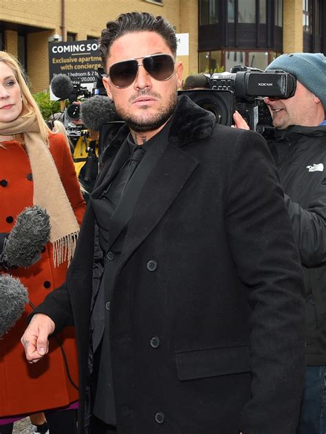 ‘police Cant Catch Me Sex Offender Stephen Bear Brags In New Post Au — Australias