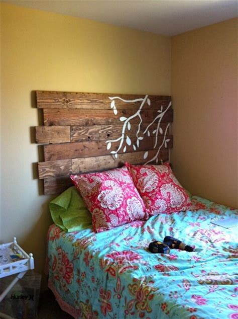 27 Diy Pallet Headboard Ideas 101 Pallets