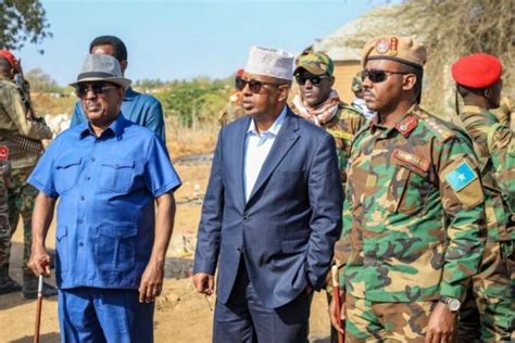 Somali Defence And Interior Ministers Oversee Resettlement In Lower