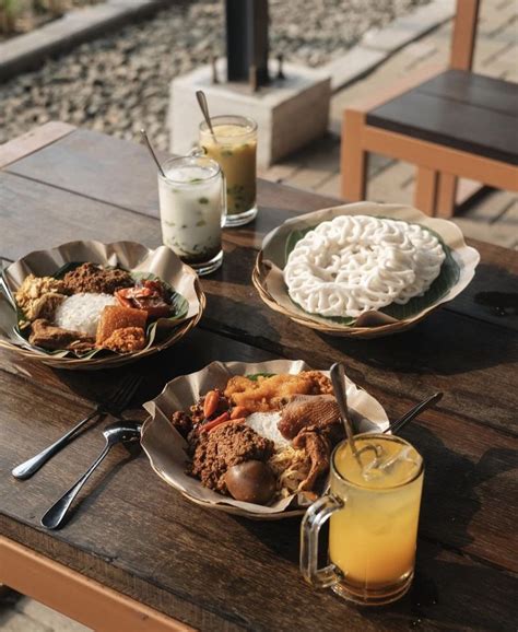 Di Scbd And Senopati Bisa Cicip Nasi Peda Hingga Gudeg Enak