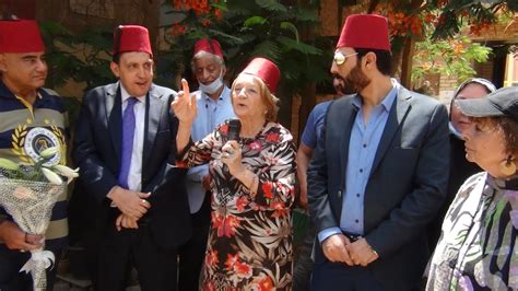 جينا ابنه الفنان نجيب الريحاني تحيي ذكرى رحيل والدها من داخل مقابر