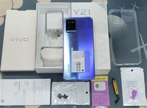 典藏奇機展示機出清 Vivo Y21 651吋大螢幕 5千大電量 微距攝影 側邊指紋辨識 八核心 手機及配件 手機 Android