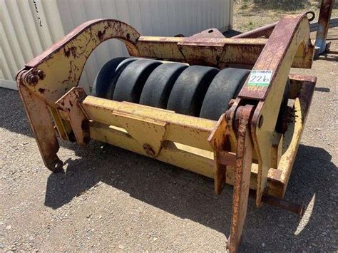 Standen Equipment Grader Mounted Roller Tvaa Pty Ltd T A Tomkins