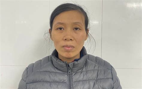 ĐÁNH CHẾT CON TRAI TUỔI tin tức Mới nhất Người mẹ dùng muôi đánh chết con trai tuổi lĩnh