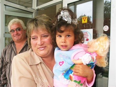 Майката на жестоко убитите сестри Белнейски Фани Искам да съм баба